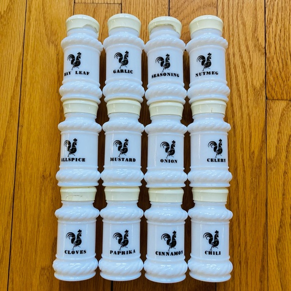 Hazel Atlas | Kitchen | Vintage Hazel Atlas Spice Jars 2 Set | Poshmark